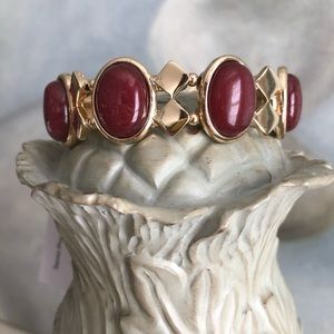 White House Black Market | Jewelry | Whbm Strawberry Quartz Stretch ...